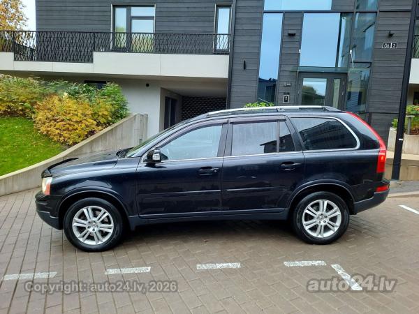 Melns Volvo XC90 2006 Tartu, ar dzinēja tilpumu 2.40 L un nobraukumu 349 tūkst. km par 5600 €, foto 5 vietnē AUTOMOTO.COM.LV