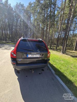 Melns Volvo XC90 2006 Varėna, ar dzinēja tilpumu 2.40 L un nobraukumu 467 tūkst. km par 4500 €, foto 5 vietnē AUTOMOTO.COM.LV