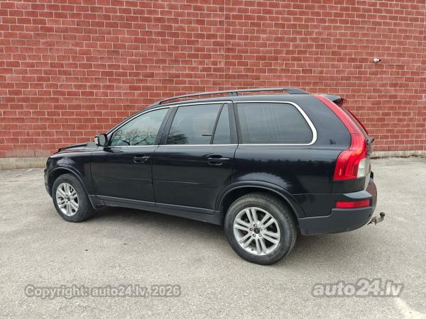 Melns Volvo XC90 2006 Tallina, ar dzinēja tilpumu 2.40 L un nobraukumu 507 tūkst. km par 4700 €, foto 3 vietnē AUTOMOTO.COM.LV