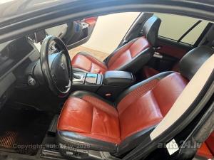 Black Volvo XC90 2006 in Mustvee, with an engine capacity of 2.40 L and mileage of 331 thousand km for 5850 €, photo 15 on AUTOMOTO.COM.LV