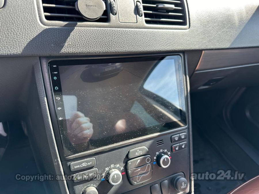 Черный Вольво ХС90 2006 в Тарту, объемом двигателя 2.40 л и пробегом 390 тыс. км за 6200 €, фото 15 на AUTOMOTO.COM.LV