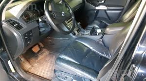 Black Volvo XC90 2006 in Riga, with an engine capacity of 2.40 L and mileage of 365 thousand km for 3700 €, photo 3 on AUTOMOTO.COM.LV