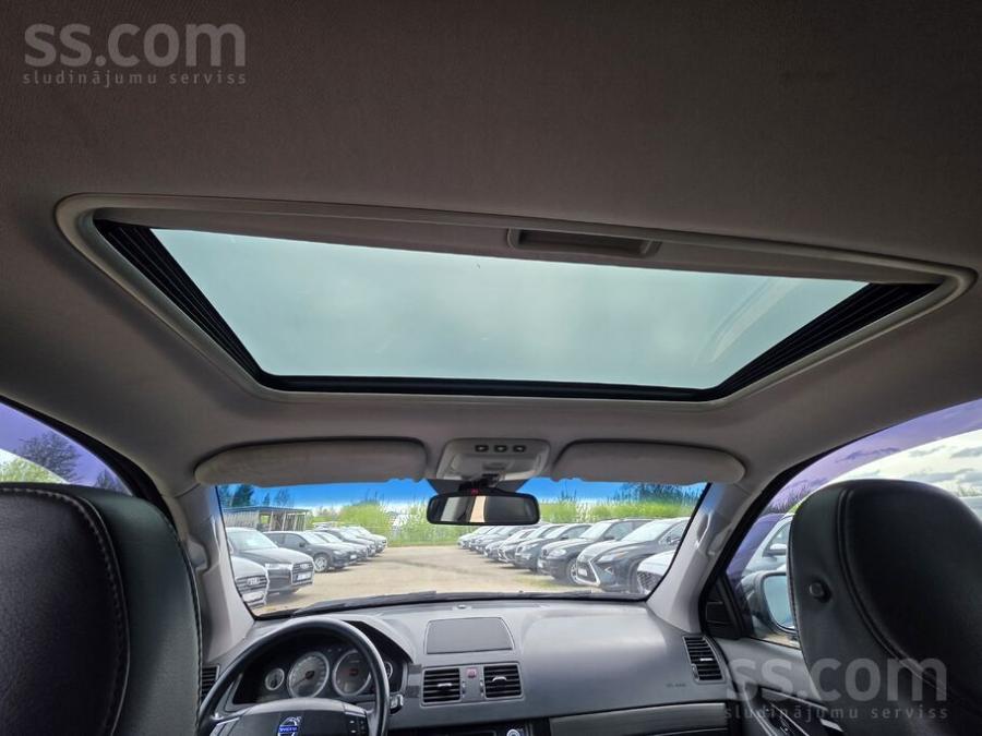 Melns Volvo XC90 2006 Daugavpils, ar dzinēja tilpumu 2.40 L un nobraukumu 0 tūkst. km par 5650 €, foto 16 vietnē AUTOMOTO.COM.LV
