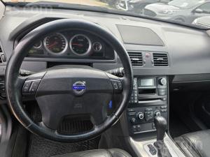 Melns Volvo XC90 2006 Daugavpils, ar dzinēja tilpumu 2.40 L un nobraukumu 0 tūkst. km par 5650 €, foto 18 vietnē AUTOMOTO.COM.LV