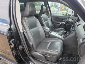Melns Volvo XC90 2006 Daugavpils, ar dzinēja tilpumu 2.40 L un nobraukumu 0 tūkst. km par 5650 €, foto 25 vietnē AUTOMOTO.COM.LV