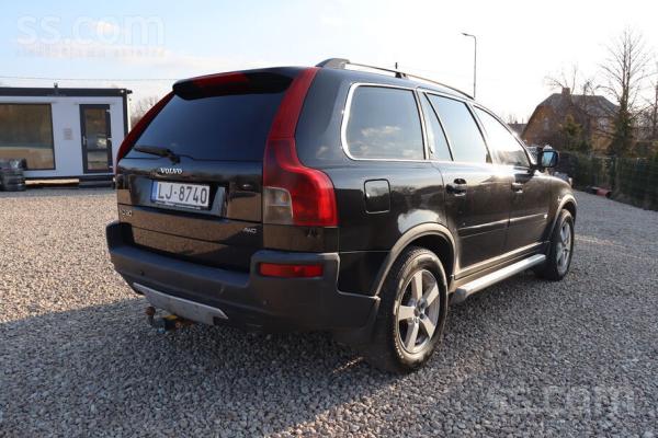 Melns Volvo XC90 2006 Rīga, ar dzinēja tilpumu 2.40 L un nobraukumu 331 tūkst. km par 3490 €, foto 4 vietnē AUTOMOTO.COM.LV