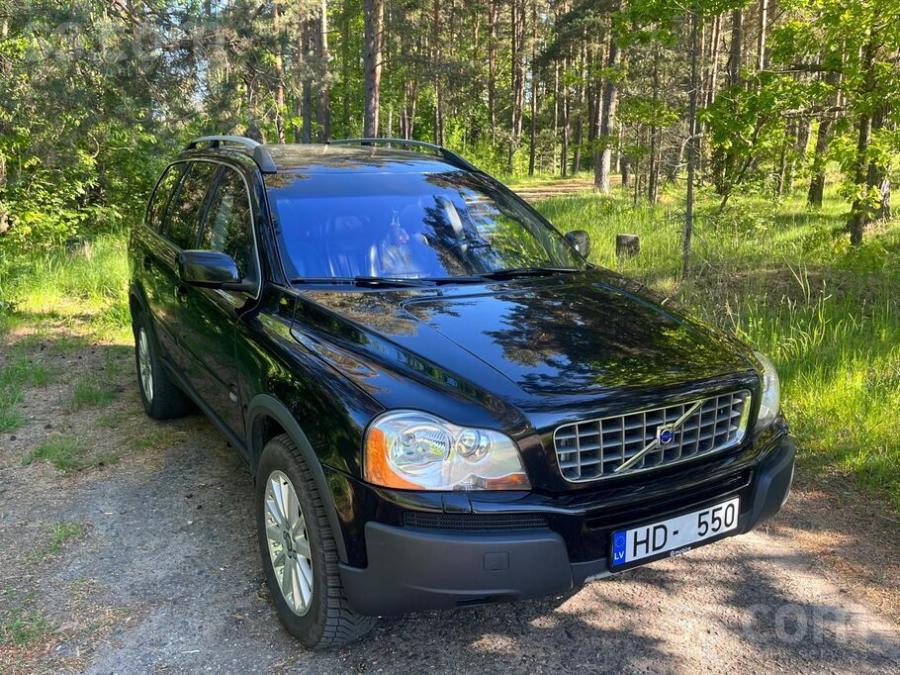 Melns Volvo XC90 2006 Rīga, ar dzinēja tilpumu 2.40 L un nobraukumu 330 tūkst. km par 6755 €, foto 4 vietnē AUTOMOTO.COM.LV