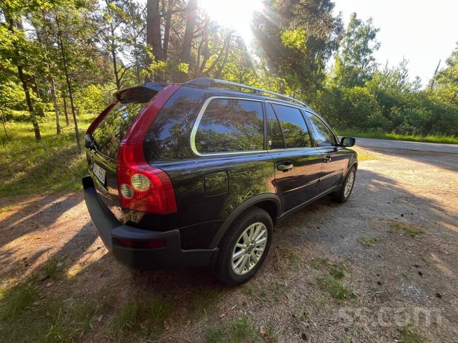 Melns Volvo XC90 2006 Rīga, ar dzinēja tilpumu 2.40 L un nobraukumu 330 tūkst. km par 6755 €, foto 6 vietnē AUTOMOTO.COM.LV