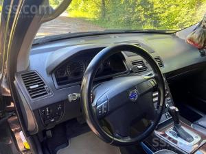Melns Volvo XC90 2006 Rīga, ar dzinēja tilpumu 2.40 L un nobraukumu 330 tūkst. km par 6755 €, foto 18 vietnē AUTOMOTO.COM.LV