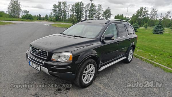 Black Volvo XC90 2006 in Maardu, with an engine capacity of 2.40 L and mileage of 263 thousand km for 6500 €, photo 4 on AUTOMOTO.COM.LV