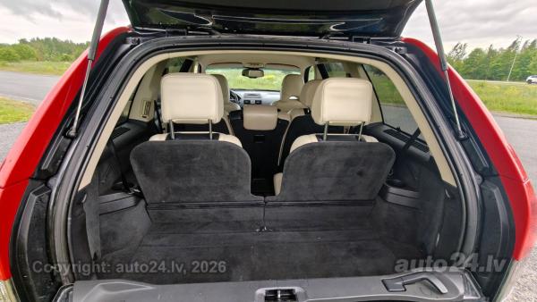 Black Volvo XC90 2006 in Maardu, with an engine capacity of 2.40 L and mileage of 263 thousand km for 6500 €, photo 6 on AUTOMOTO.COM.LV