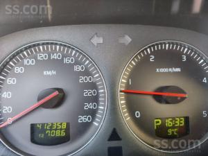 Черный Вольво ХС90 2006 в Резекне, объемом двигателя 2.40 л и пробегом 412 тыс. км за 4500 €, фото 12 на AUTOMOTO.COM.LV