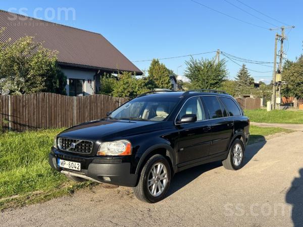 Melns Volvo XC90 2006 Rīga, ar dzinēja tilpumu 2.40 L un nobraukumu 281 tūkst. km par 4400 €, foto 1 vietnē AUTOMOTO.COM.LV