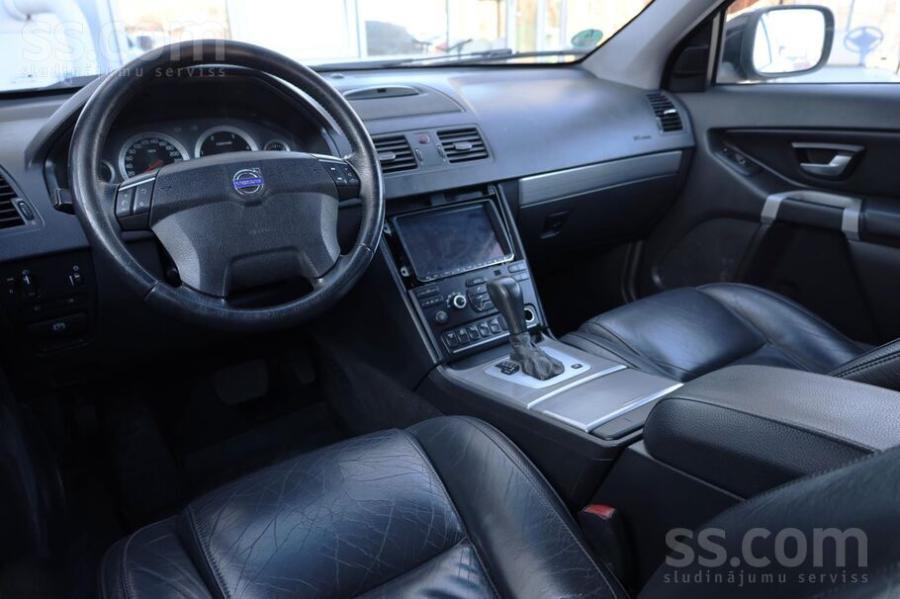Melns Volvo XC90 2006 Rīga, ar dzinēja tilpumu 2.40 L un nobraukumu 0 tūkst. km par 4995 €, foto 8 vietnē AUTOMOTO.COM.LV