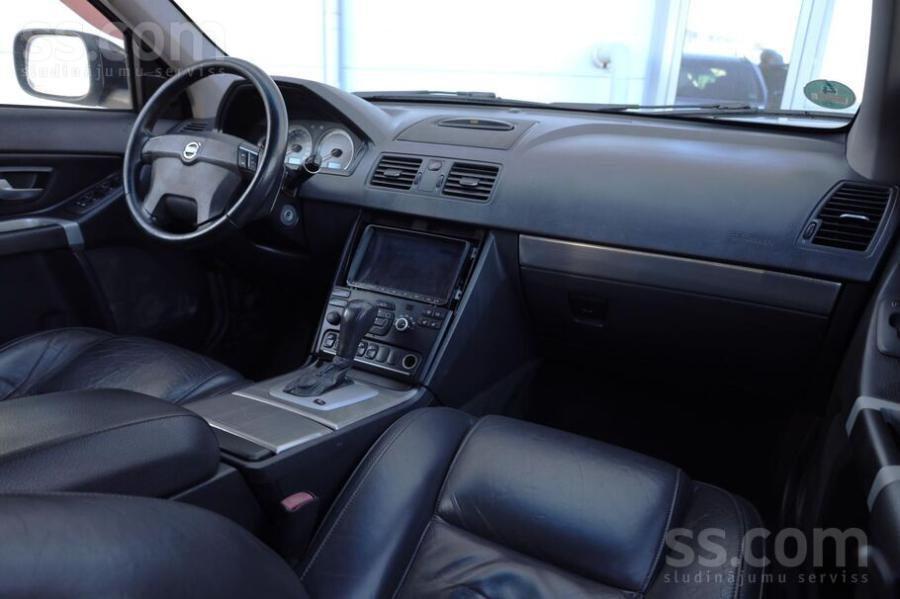Melns Volvo XC90 2006 Rīga, ar dzinēja tilpumu 2.40 L un nobraukumu 0 tūkst. km par 4995 €, foto 10 vietnē AUTOMOTO.COM.LV