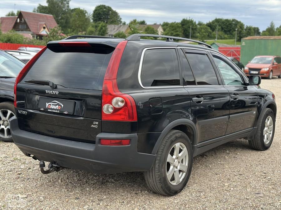 Черный Вольво ХС90 2006 в Пабраде, объемом двигателя 2.40 л и пробегом 400 тыс. км за 3650 €, фото 5 на AUTOMOTO.COM.LV
