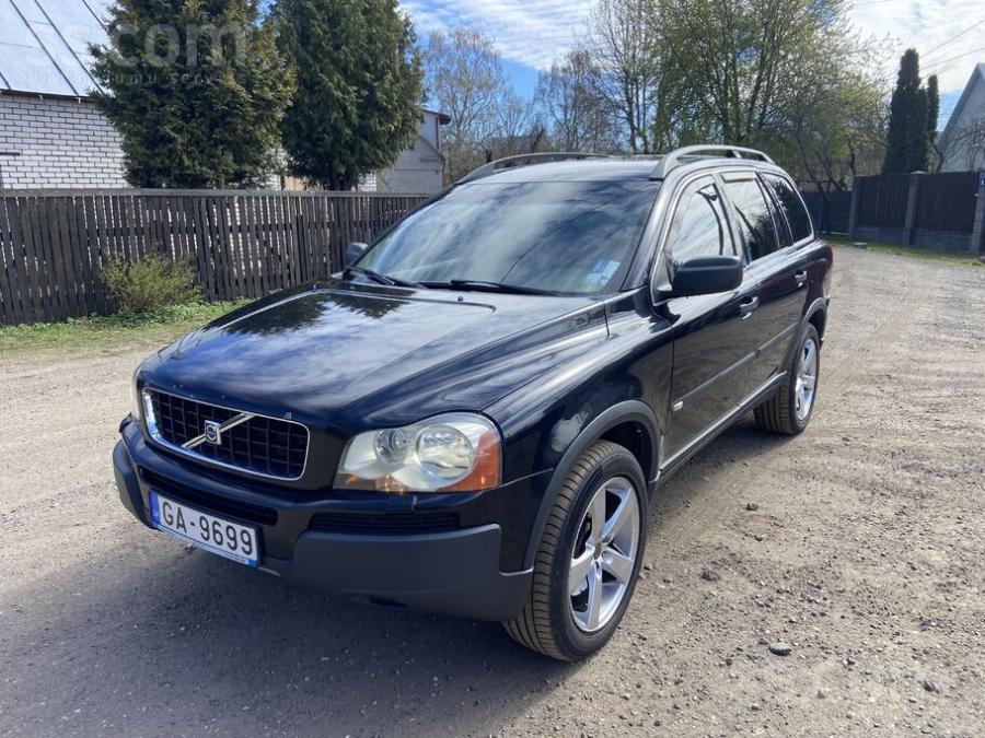 Black Volvo XC90 2006 in Riga, with an engine capacity of 2.40 L and mileage of 470 thousand km for 4950 €, photo 9 on AUTOMOTO.COM.LV