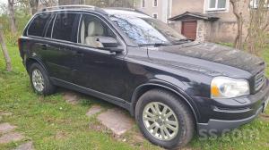 Melns Volvo XC90 2006 Alūksne, ar dzinēja tilpumu 2.40 L un nobraukumu 309 tūkst. km par 5100 €, foto 3 vietnē AUTOMOTO.COM.LV