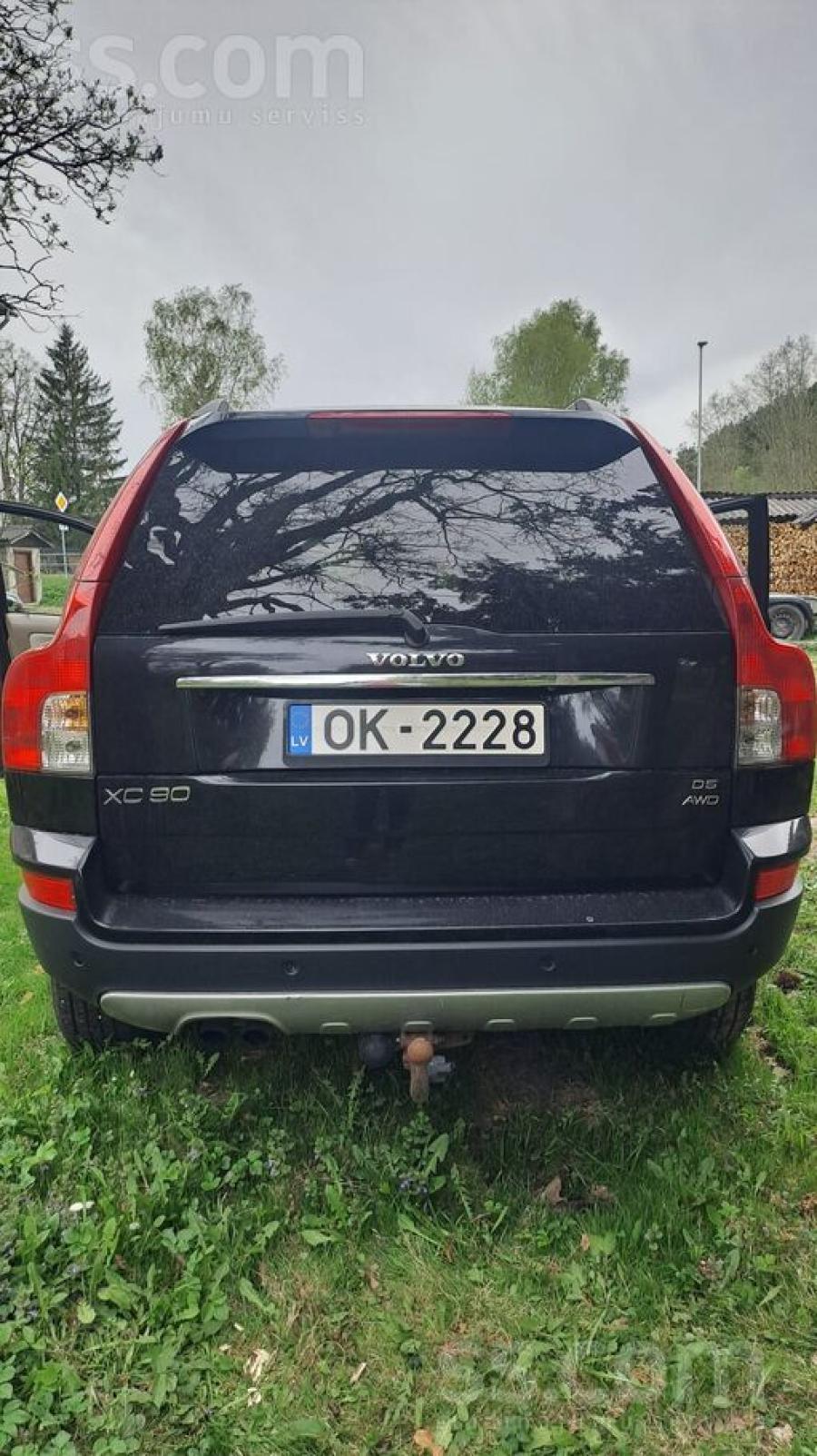 Melns Volvo XC90 2006 Alūksne, ar dzinēja tilpumu 2.40 L un nobraukumu 309 tūkst. km par 5100 €, foto 5 vietnē AUTOMOTO.COM.LV