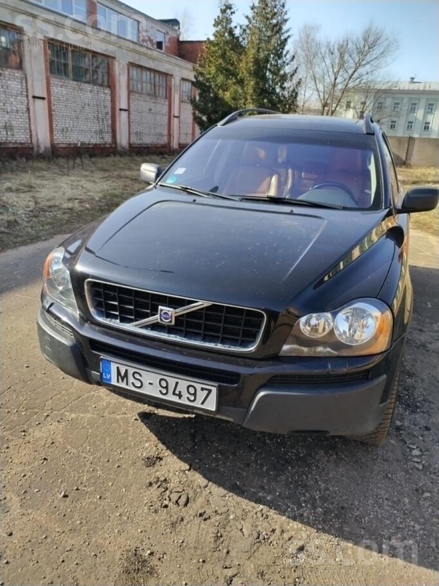 Черный Вольво ХС90 2006 в Даугавпилс, объемом двигателя 2.40 л и пробегом 323 тыс. км за 5100 €, фото 1 на AUTOMOTO.COM.LV