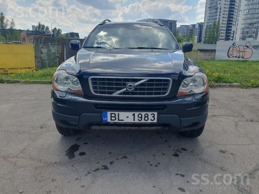 Melns Volvo XC90 2006 Rīga, ar dzinēja tilpumu 2.40 L un nobraukumu 345 tūkst. km par 5750 €, foto 3 vietnē AUTOMOTO.COM.LV