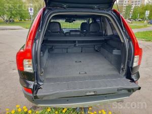 Melns Volvo XC90 2006 Rīga, ar dzinēja tilpumu 2.40 L un nobraukumu 345 tūkst. km par 5750 €, foto 19 vietnē AUTOMOTO.COM.LV