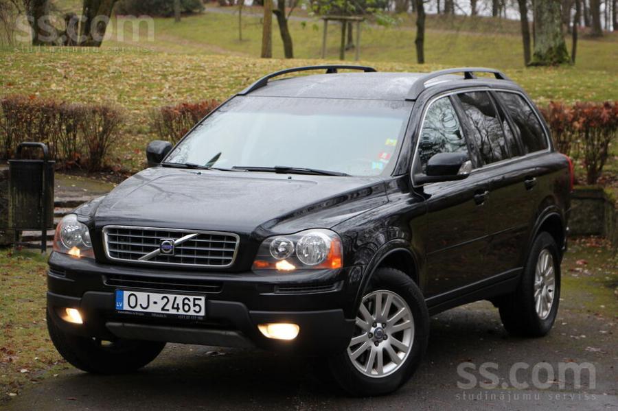 Black Volvo XC90 2006 in Riga, with an engine capacity of 2.40 L and mileage of 250 thousand km for 7250 €, photo 3 on AUTOMOTO.COM.LV