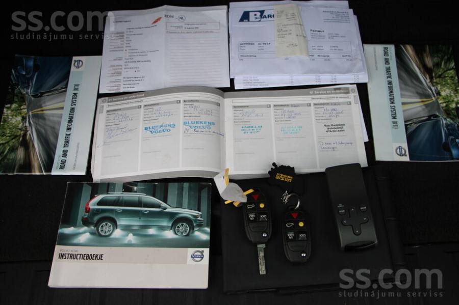 Black Volvo XC90 2006 in Riga, with an engine capacity of 2.40 L and mileage of 250 thousand km for 7250 €, photo 26 on AUTOMOTO.COM.LV