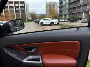 Black Volvo XC90 2006 in Riga, with an engine capacity of 2.40 L and mileage of 349 thousand km for 3690 €, photo 16 on AUTOMOTO.COM.LV