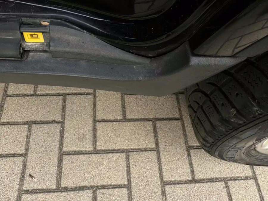 Melns Volvo XC90 2006 Rīga, ar dzinēja tilpumu 2.40 L un nobraukumu 324 tūkst. km par 3990 €, foto 10 vietnē AUTOMOTO.COM.LV