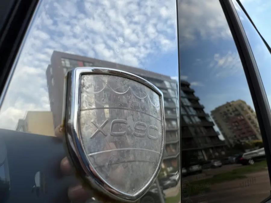 Melns Volvo XC90 2006 Rīga, ar dzinēja tilpumu 2.40 L un nobraukumu 324 tūkst. km par 3990 €, foto 17 vietnē AUTOMOTO.COM.LV