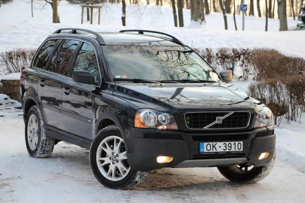 Черный Вольво ХС90 2006 в Марупе, объемом двигателя 2.40 л и пробегом 360 тыс. км за 5850 €, фото 1 на AUTOMOTO.COM.LV