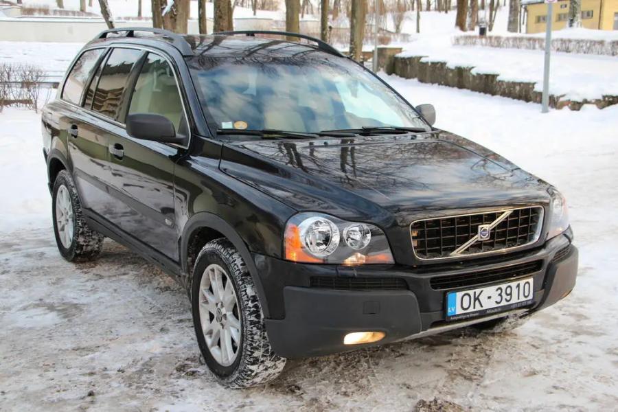 Черный Вольво ХС90 2006 в Марупе, объемом двигателя 2.40 л и пробегом 360 тыс. км за 5850 €, фото 10 на AUTOMOTO.COM.LV