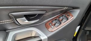 Melns Volvo XC90 2006 Rīga, ar dzinēja tilpumu 2.40 L un nobraukumu 274 tūkst. km par 8900 €, foto 24 vietnē AUTOMOTO.COM.LV