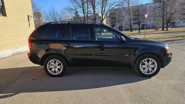Melns Volvo XC90 2006 Rīga, ar dzinēja tilpumu 2.40 L un nobraukumu 280 tūkst. km par 2750 €, foto 4 vietnē AUTOMOTO.COM.LV