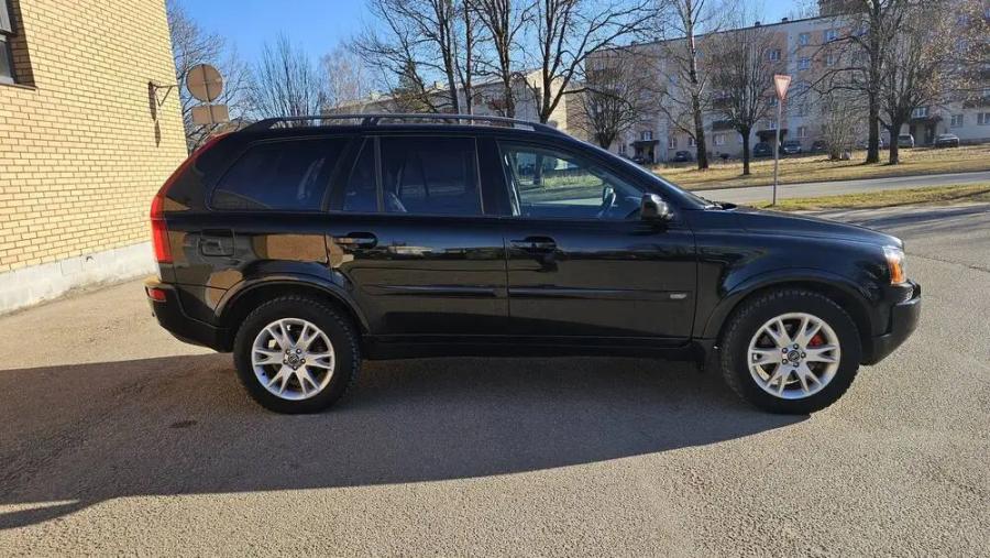 Melns Volvo XC90 2006 Rīga, ar dzinēja tilpumu 2.40 L un nobraukumu 280 tūkst. km par 2750 €, foto 5 vietnē AUTOMOTO.COM.LV