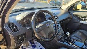 Melns Volvo XC90 2006 Rīga, ar dzinēja tilpumu 2.40 L un nobraukumu 280 tūkst. km par 2750 €, foto 11 vietnē AUTOMOTO.COM.LV
