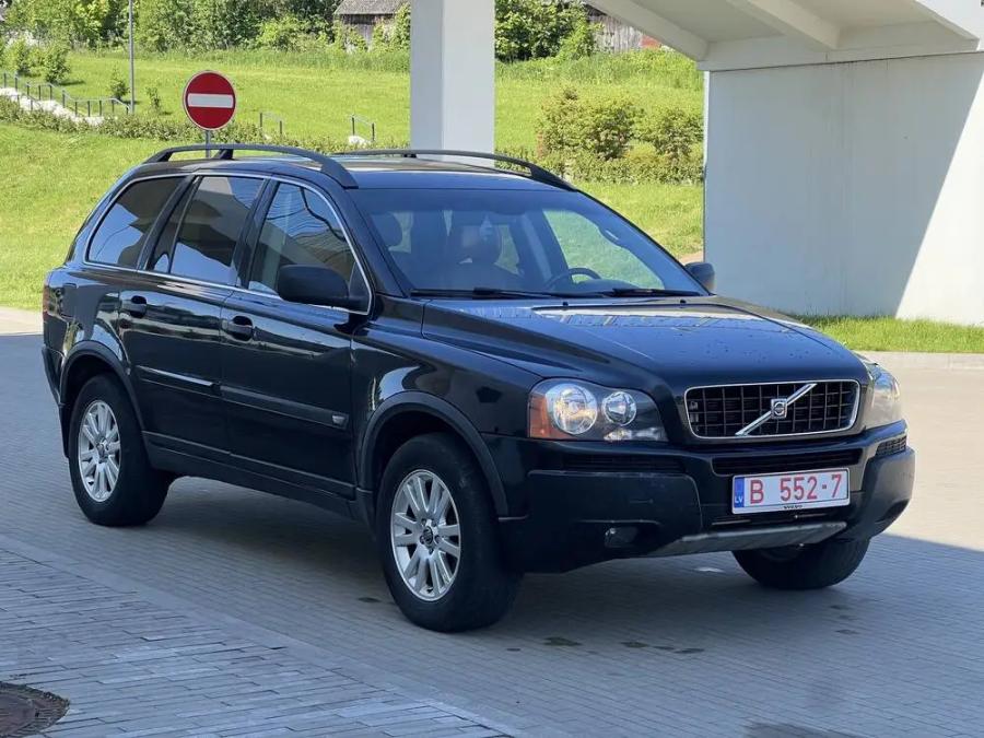 Черный Вольво ХС90 2006 в Резекне, объемом двигателя 2.40 л и пробегом 325 тыс. км за 4400 €, фото 4 на AUTOMOTO.COM.LV