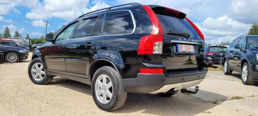 Melns Volvo XC90 2006 Rīga, ar dzinēja tilpumu 2.40 L un nobraukumu 248 tūkst. km par 8200 €, foto 5 vietnē AUTOMOTO.COM.LV
