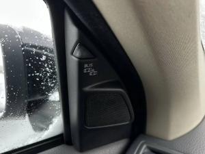 Black Volvo XC90 2006 in Riga, with an engine capacity of 2.40 L and mileage of 340 thousand km for 5100 €, photo 13 on AUTOMOTO.COM.LV