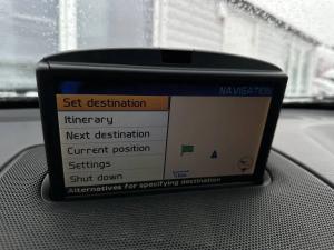 Black Volvo XC90 2006 in Riga, with an engine capacity of 2.40 L and mileage of 340 thousand km for 5100 €, photo 15 on AUTOMOTO.COM.LV