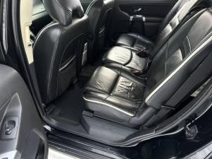 Black Volvo XC90 2006 in Riga, with an engine capacity of 2.40 L and mileage of 340 thousand km for 5100 €, photo 22 on AUTOMOTO.COM.LV