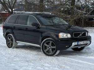 Black Volvo XC90 2006 in Riga, with an engine capacity of 2.40 L and mileage of 340 thousand km for 5100 €, photo 30 on AUTOMOTO.COM.LV