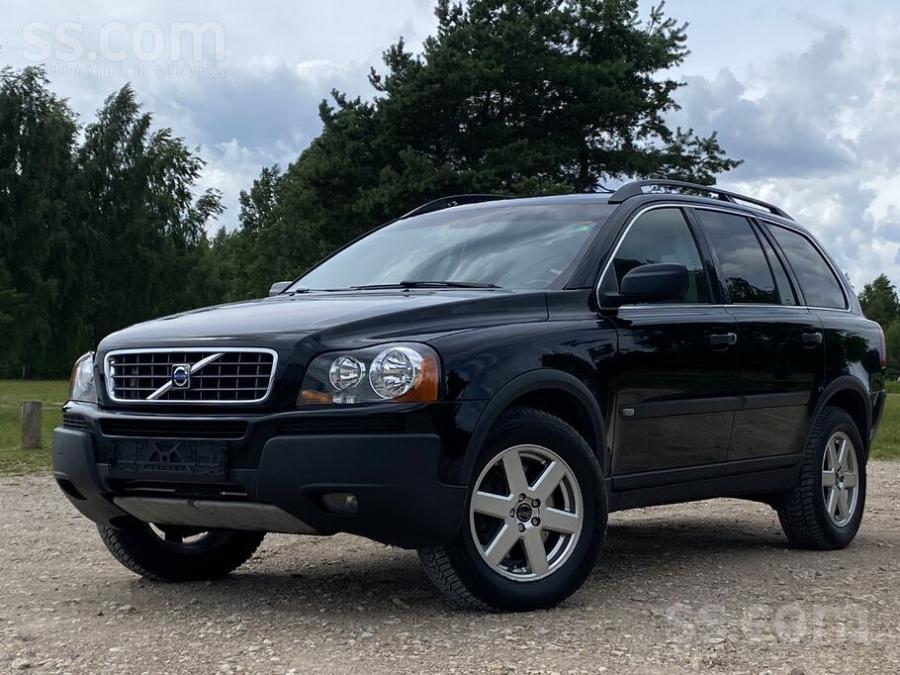 Black Volvo XC90 2006 in Riga, with an engine capacity of 2.40 L and mileage of 333 thousand km for 5250 €, photo 1 on AUTOMOTO.COM.LV