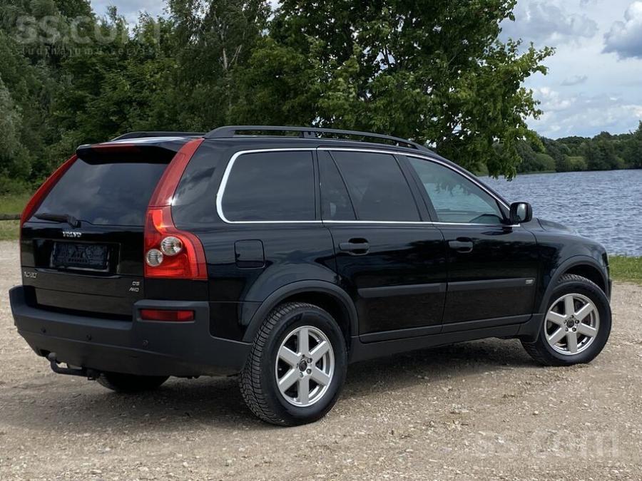 Black Volvo XC90 2006 in Riga, with an engine capacity of 2.40 L and mileage of 333 thousand km for 5250 €, photo 9 on AUTOMOTO.COM.LV