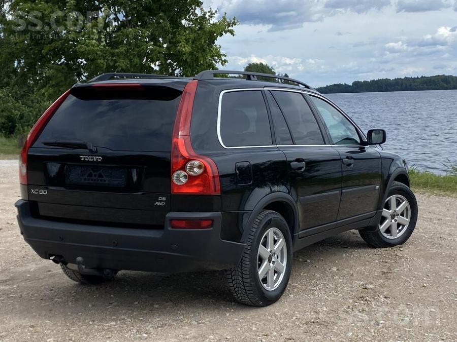 Black Volvo XC90 2006 in Riga, with an engine capacity of 2.40 L and mileage of 333 thousand km for 5250 €, photo 11 on AUTOMOTO.COM.LV