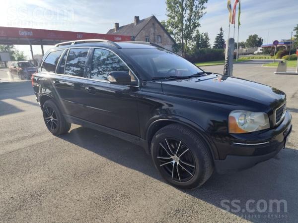 Melns Volvo XC90 2006 Jelgava, ar dzinēja tilpumu 2.40 L un nobraukumu 301 tūkst. km par 6000 €, foto 2 vietnē AUTOMOTO.COM.LV