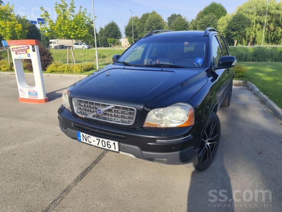Melns Volvo XC90 2006 Jelgava, ar dzinēja tilpumu 2.40 L un nobraukumu 301 tūkst. km par 6000 €, foto 8 vietnē AUTOMOTO.COM.LV