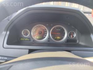 Melns Volvo XC90 2006 Jelgava, ar dzinēja tilpumu 2.40 L un nobraukumu 301 tūkst. km par 6000 €, foto 10 vietnē AUTOMOTO.COM.LV