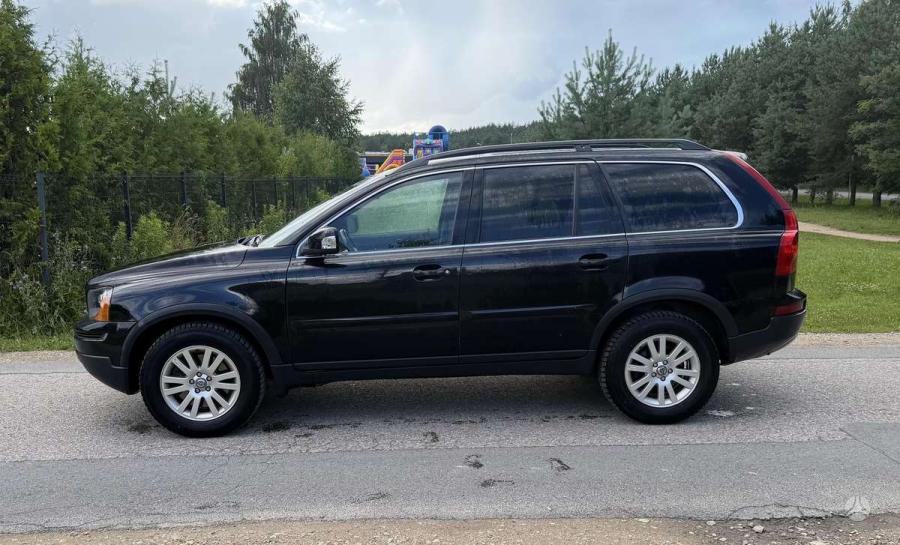 Черный Вольво ХС90 2006 в Вильнюс, объемом двигателя 2.40 л и пробегом 247 тыс. км за 4200 €, фото 3 на AUTOMOTO.COM.LV